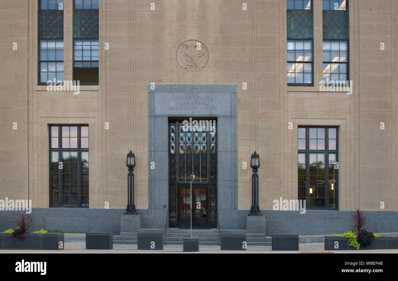 Courthouse significance hi-res stock photography and images - Alamy