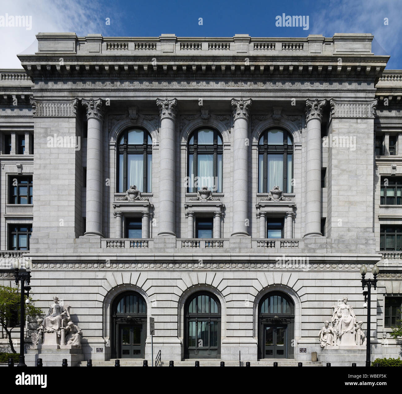 Front exterior, Federal Building and U.S. Courthouse, Providence, Rhode ...