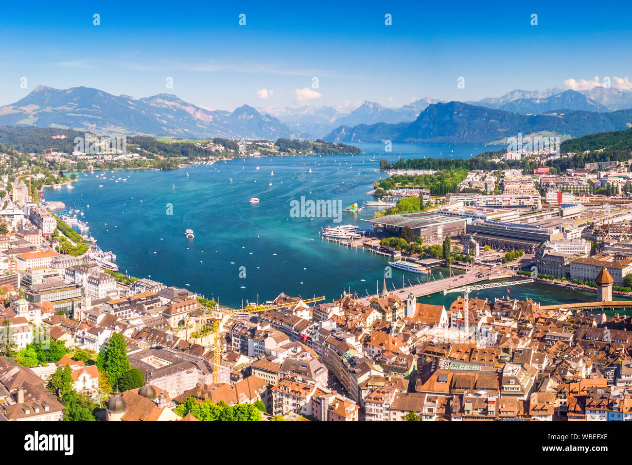 Historic city center of Lucerne with famous Chapel Bridge and lake ...