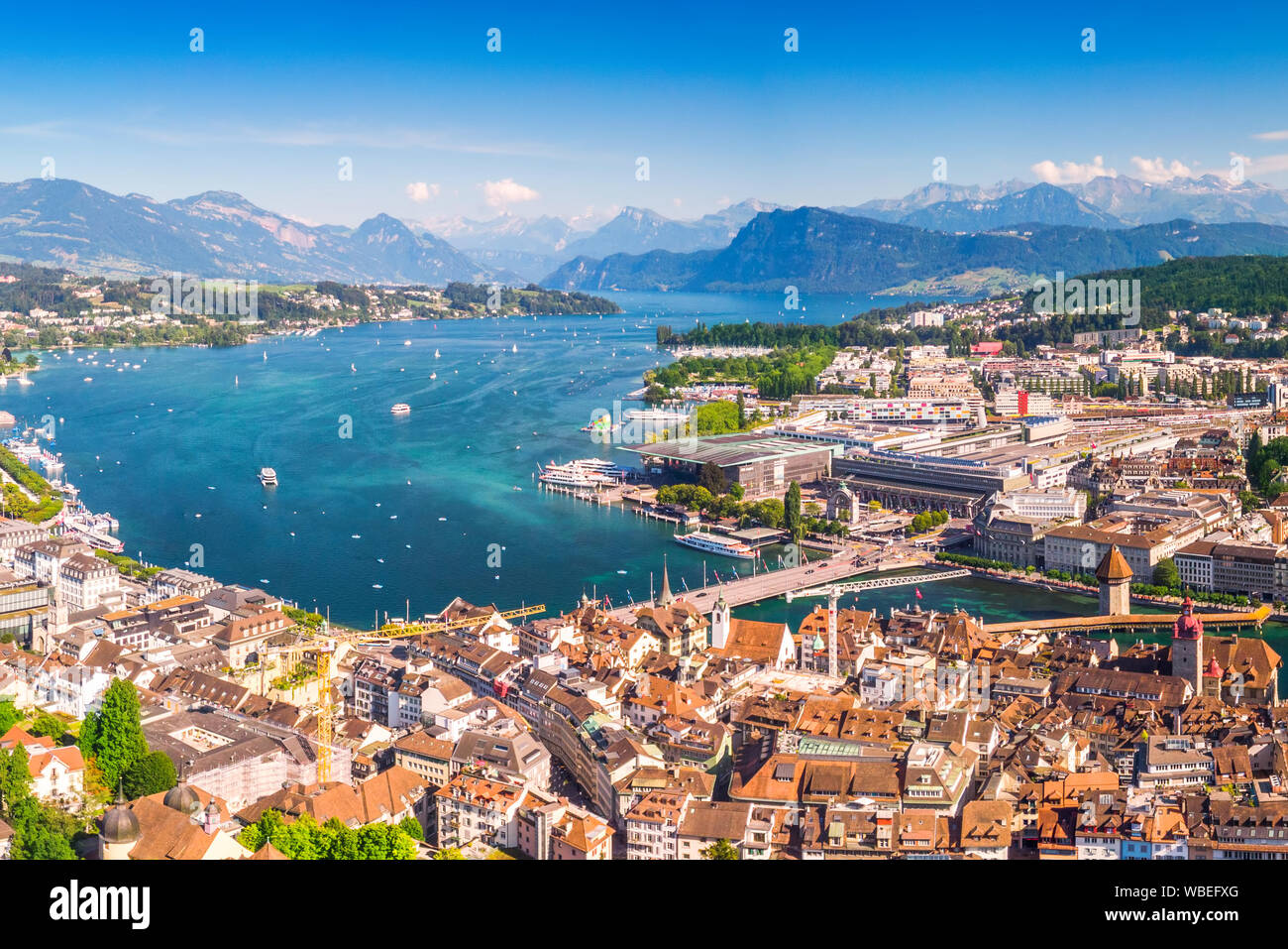 Historic city center of Lucerne with famous Chapel Bridge and lake ...