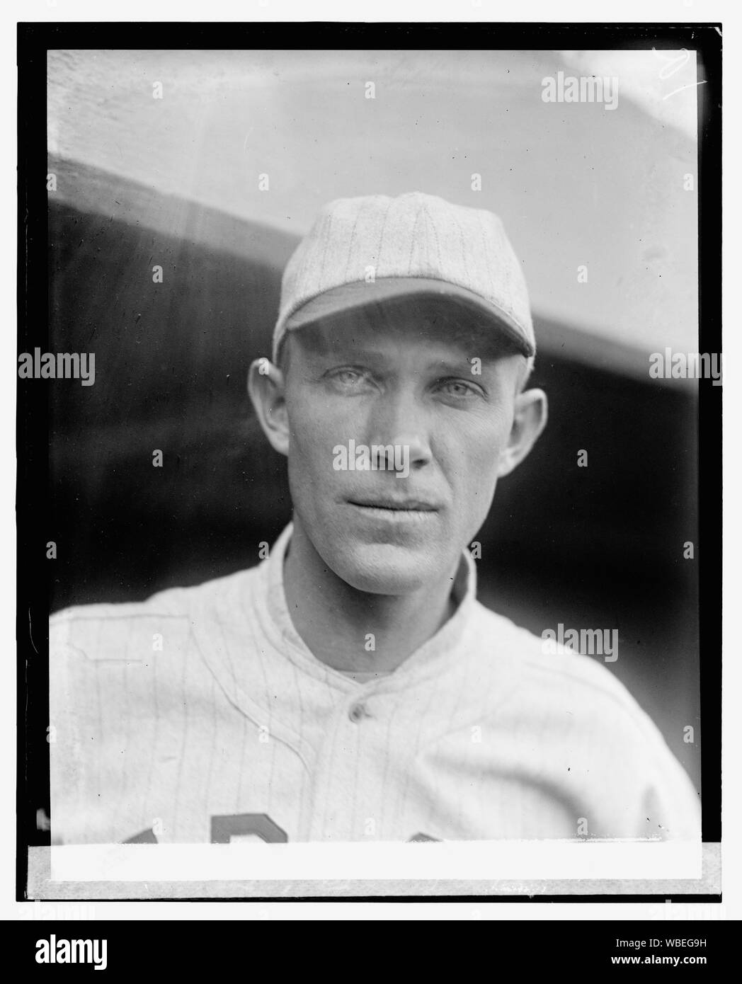 1924 abstract medium hi-res stock photography and images - Alamy