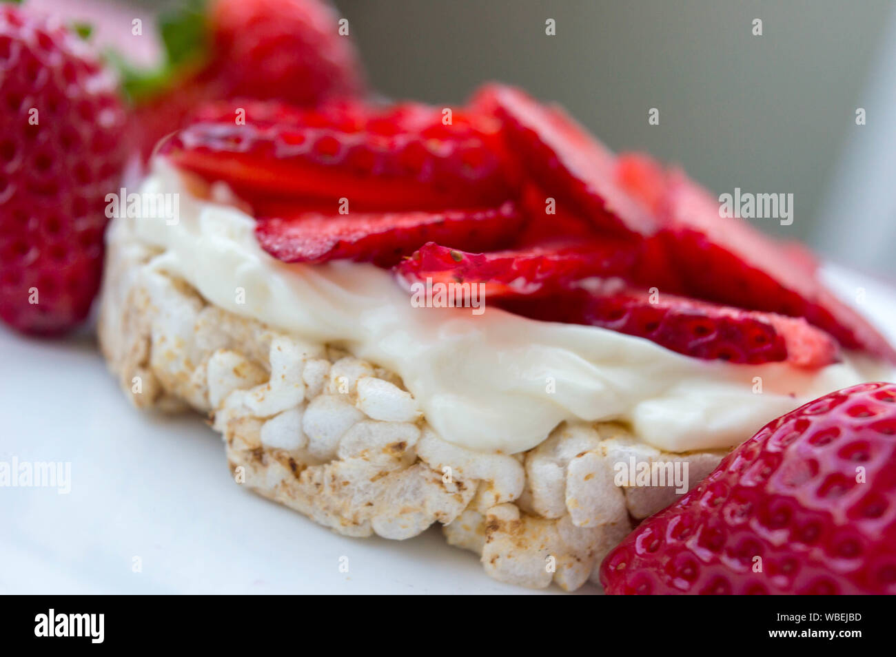 Rice crackers sweet topping hi-res stock photography and images - Alamy