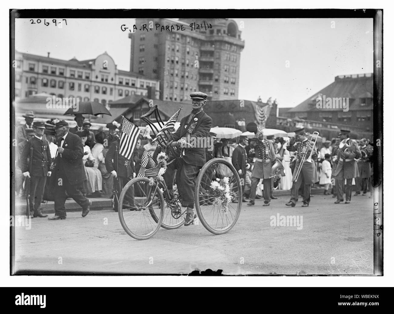 G.A.R. Parade Abstract/medium: 1 negative : glass ; 5 x 7 in. or ...