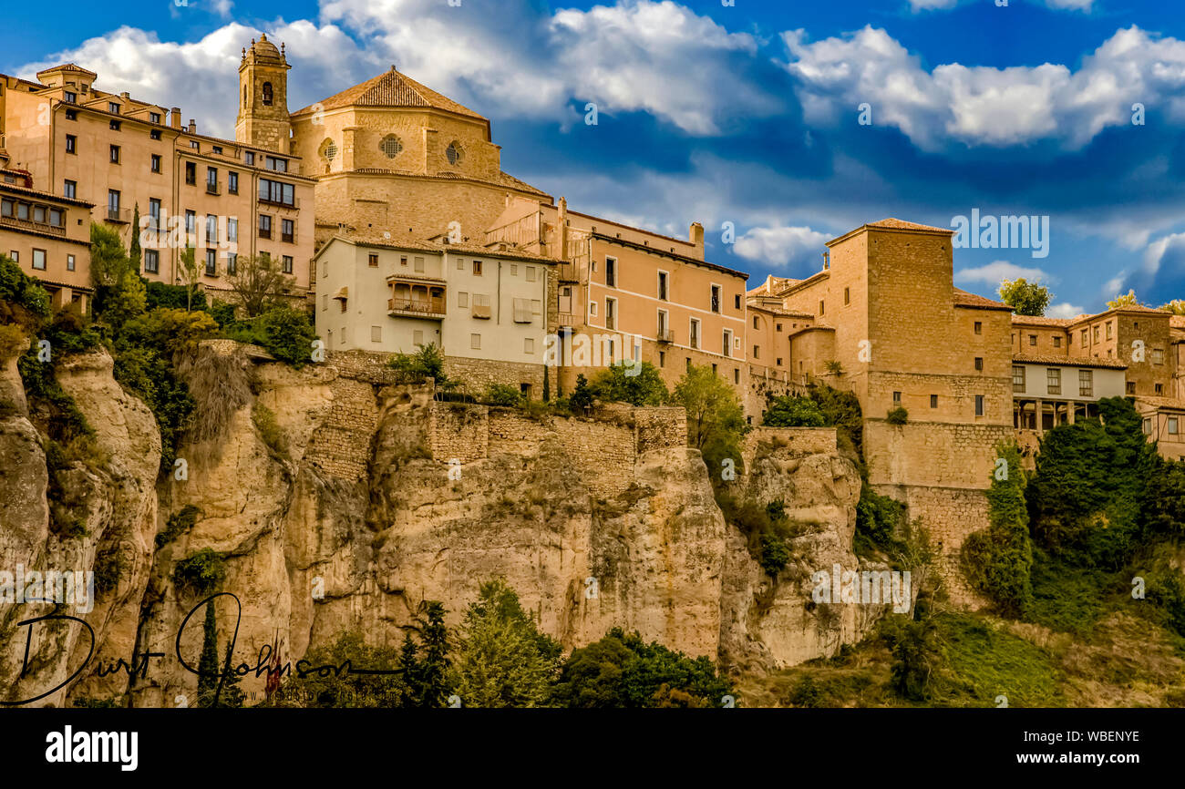 Cliff Houses of Cuenca, Spain, overlooking Heucar Gorge Stock Photo - Alamy