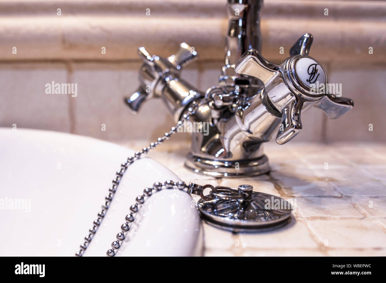 Retro toilet chain hi-res stock photography and images - Alamy