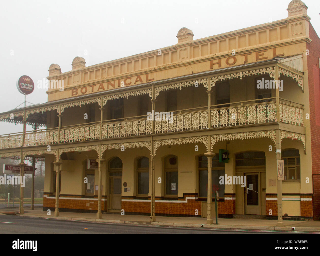 Australian country pub hi-res stock photography and images - Alamy