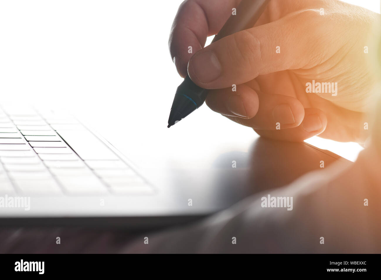 Electronic signature hi-res stock photography and images - Alamy