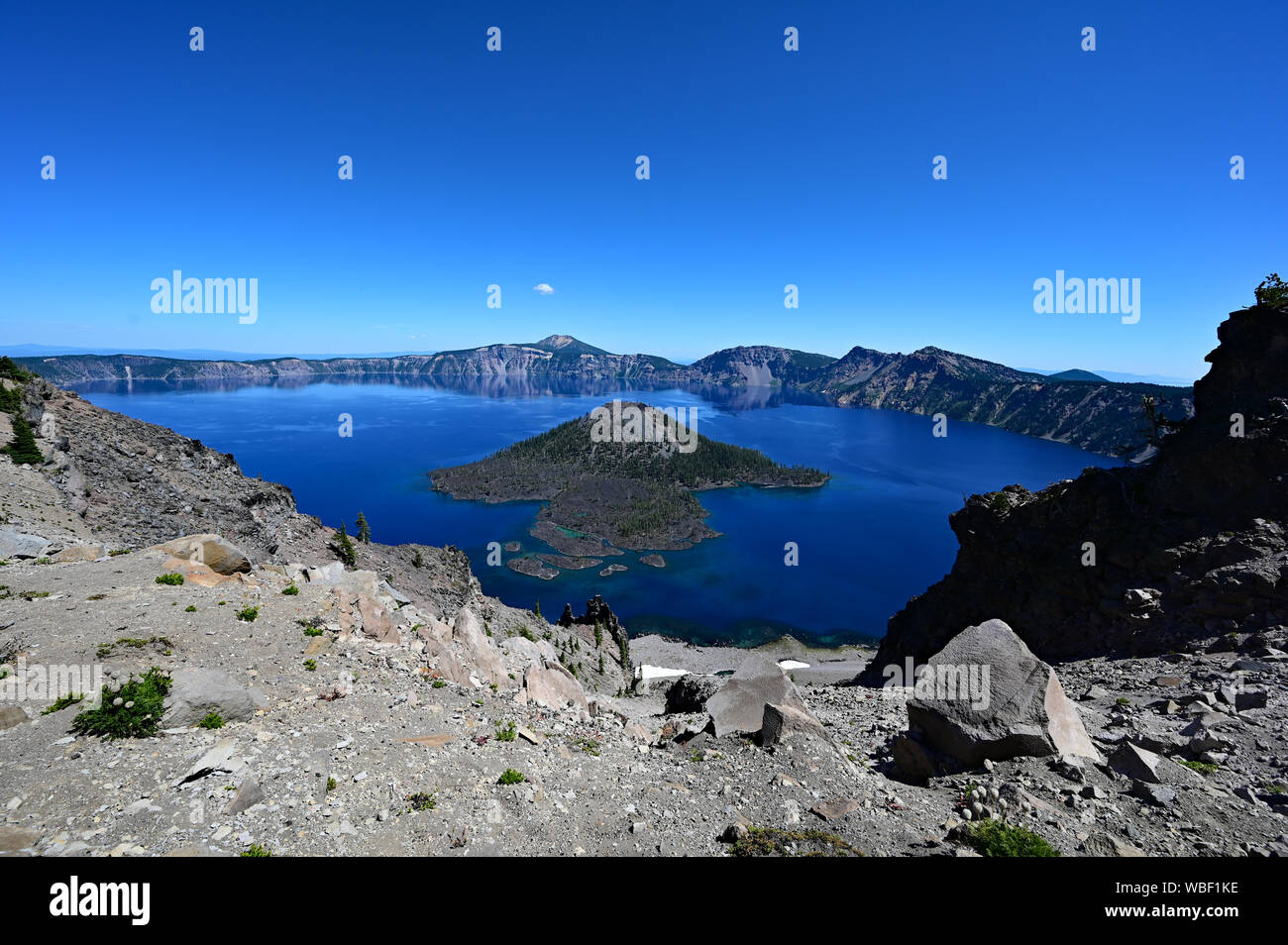 Crater Lake and Wizard Island in Crater Lake National Park , Oregon on ...