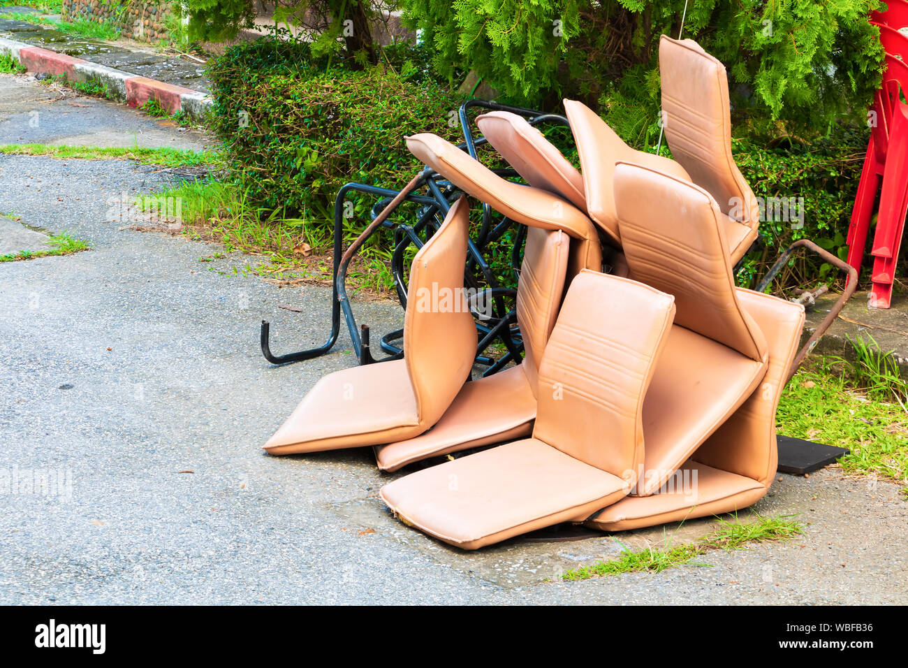 Antique swivel chair hi-res stock photography and images - Alamy