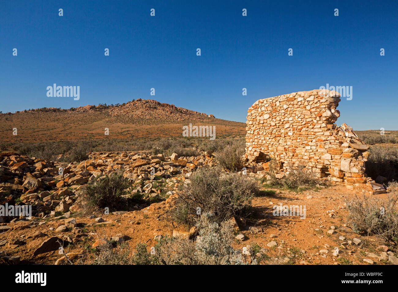Red hill ranges hi-res stock photography and images - Alamy