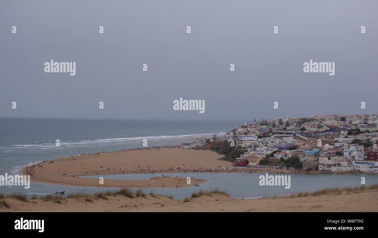 Larache beach hi-res stock photography and images - Alamy