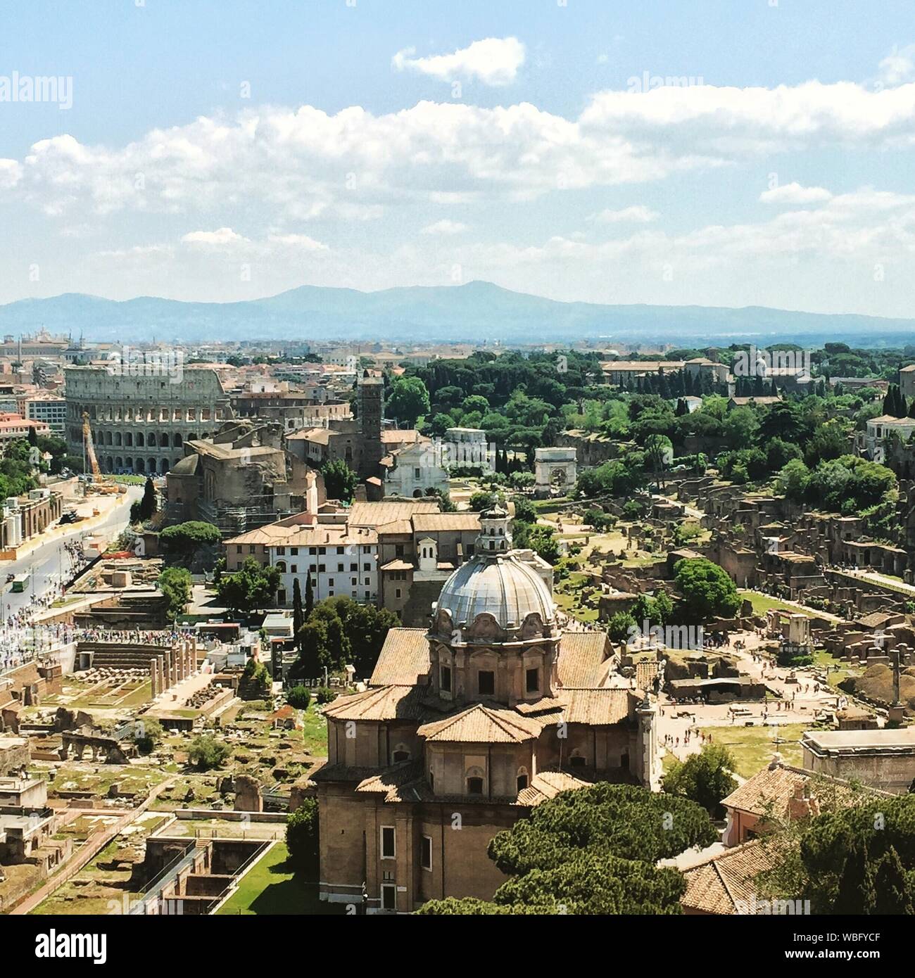 Buildings in rome hi-res stock photography and images - Alamy