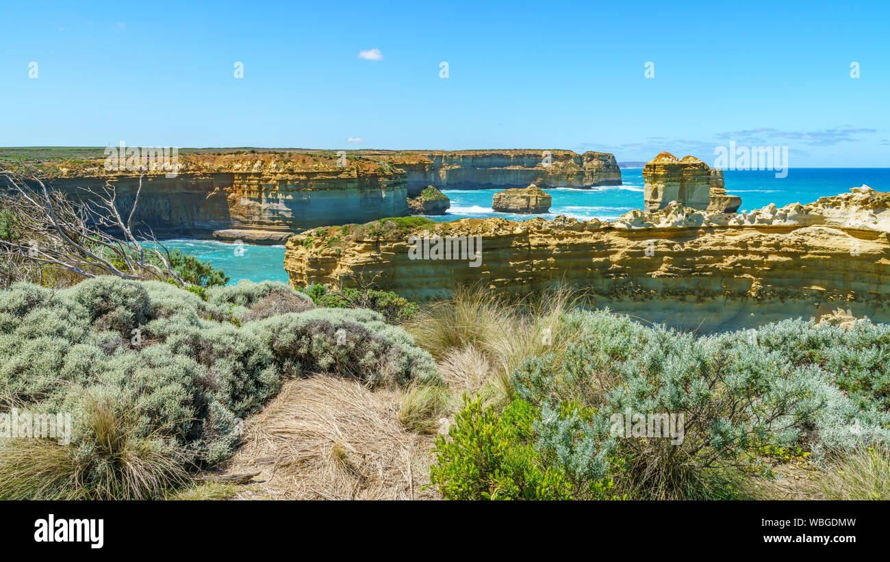 the razorback, port campbell national park, great ocean road, victoria ...