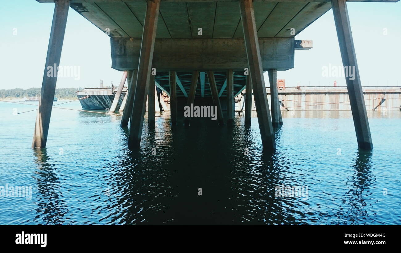 Jetty Under Water High Resolution Stock Photography and Images - Alamy