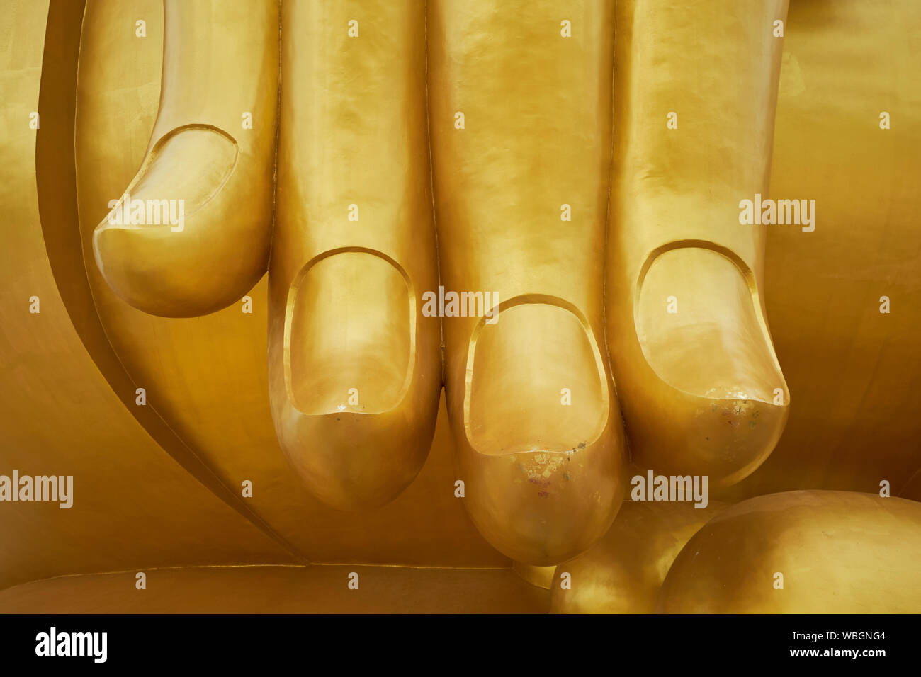 Hand fingers gold hi-res stock photography and images - Alamy