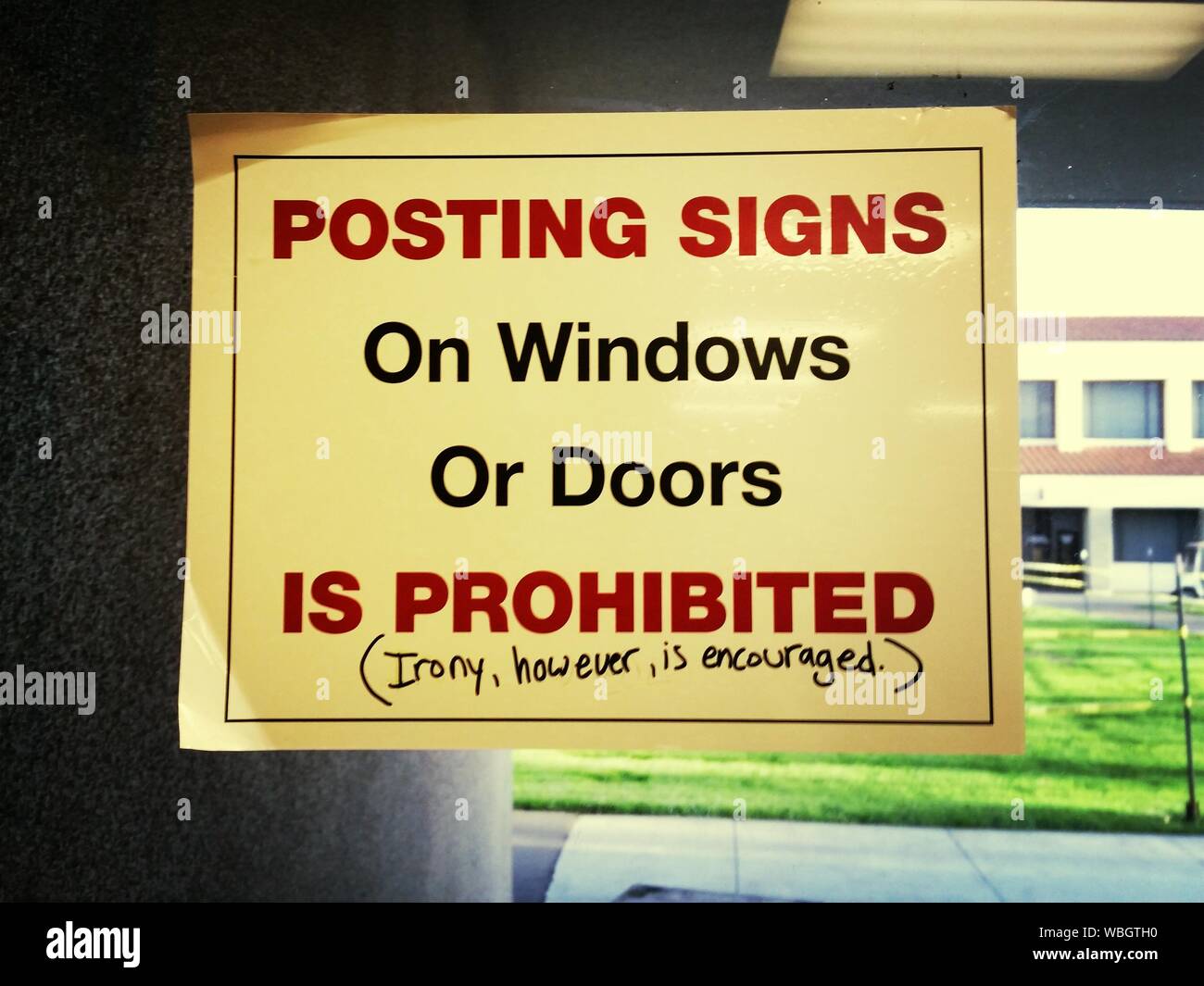 Stuck on sign hi-res stock photography and images - Alamy