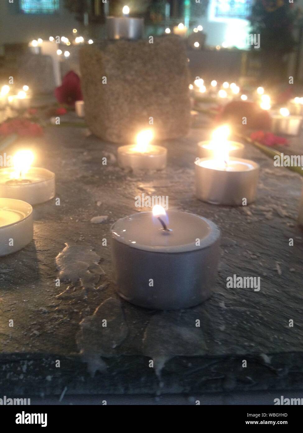 Altar with candles hi-res stock photography and images - Alamy