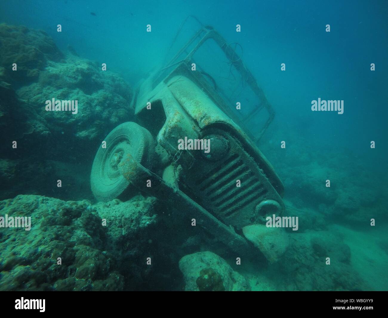 Underwater car hi-res stock photography and images - Alamy