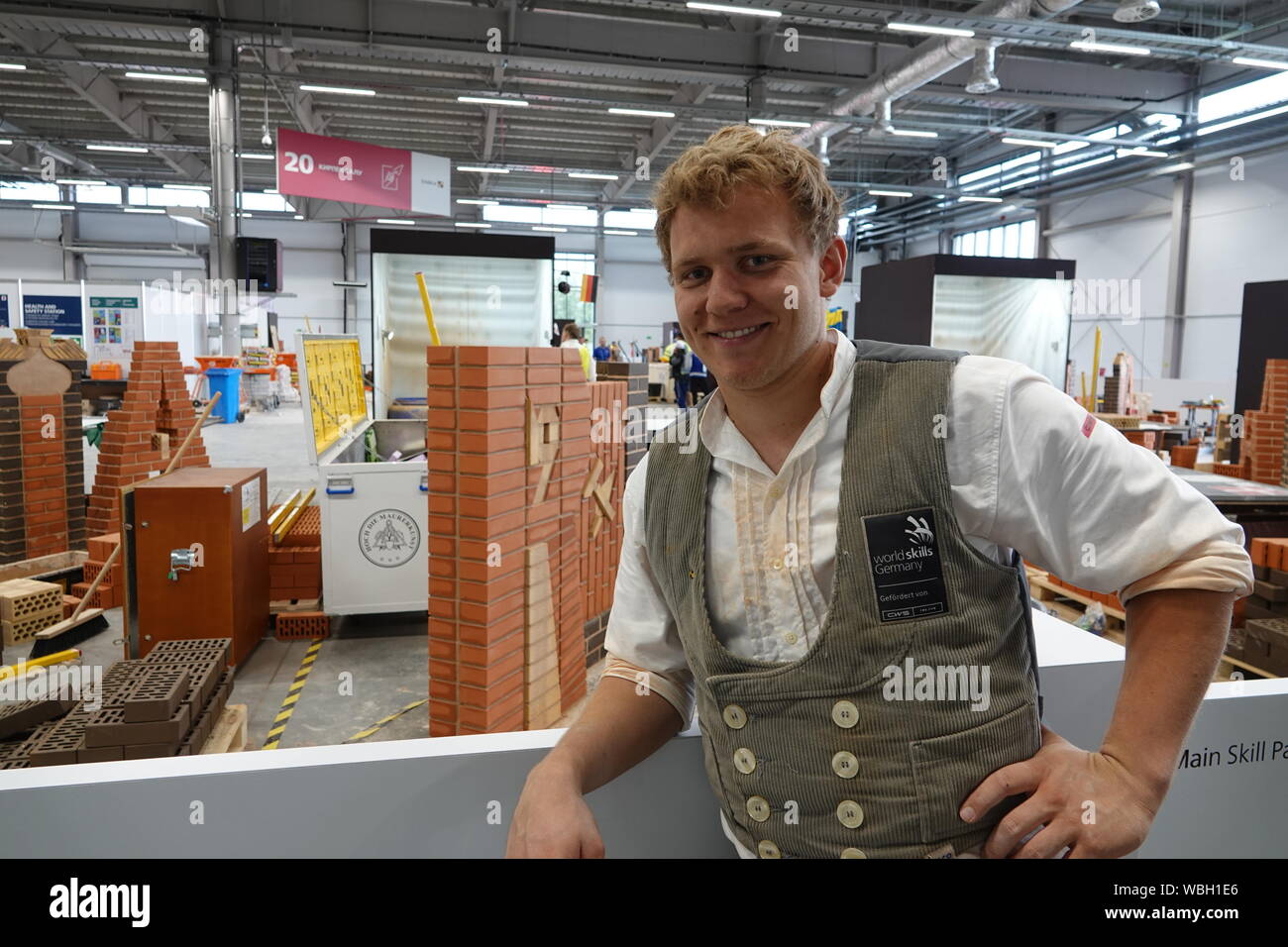 25 August 2019, Russia, Kasan: The German bricklayer Christoph Rapp ...