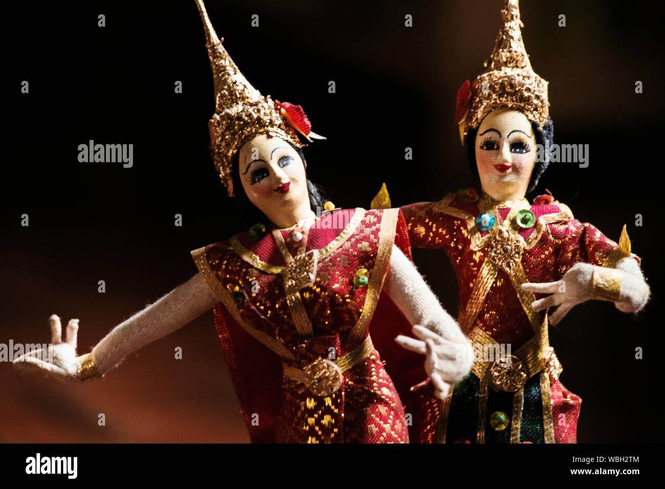 Dancing puppets hi-res stock photography and images - Alamy