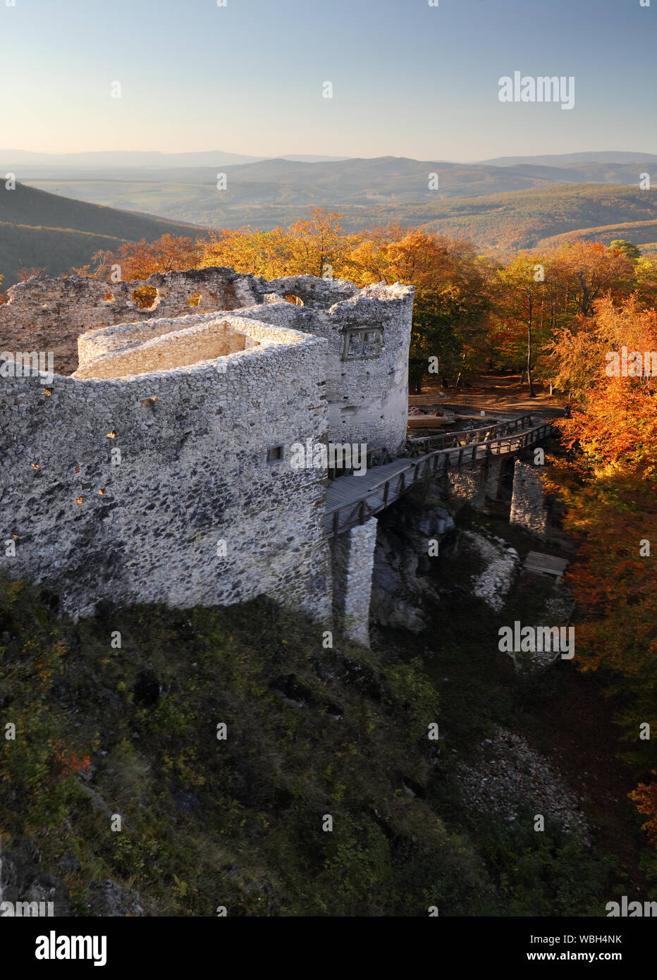 Old ancient ruins hi-res stock photography and images - Alamy