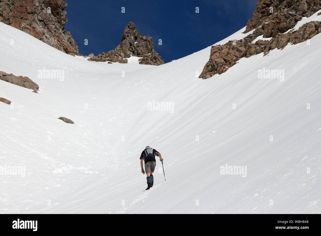 Mt Cupola, a snowy climb to the saddle, Nelson Lakes National Park, New ...
