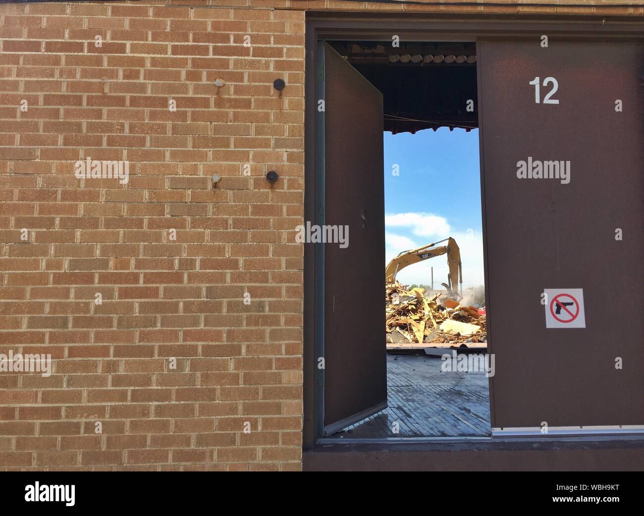 Warning sign excavator hi-res stock photography and images - Alamy