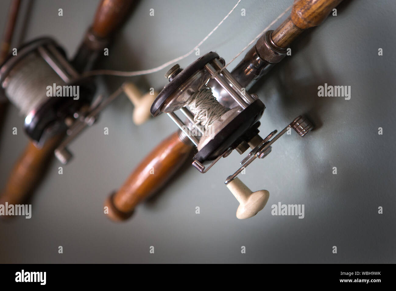 Vintage fishing reels hi-res stock photography and images - Alamy