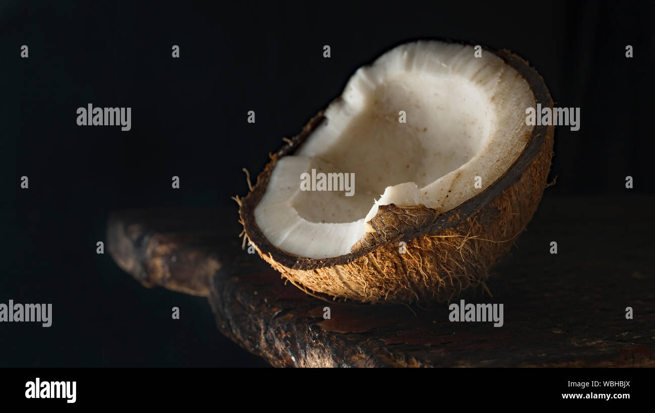 shutterstock, half cut coconut, istock, oil imagem, coconut cream ...