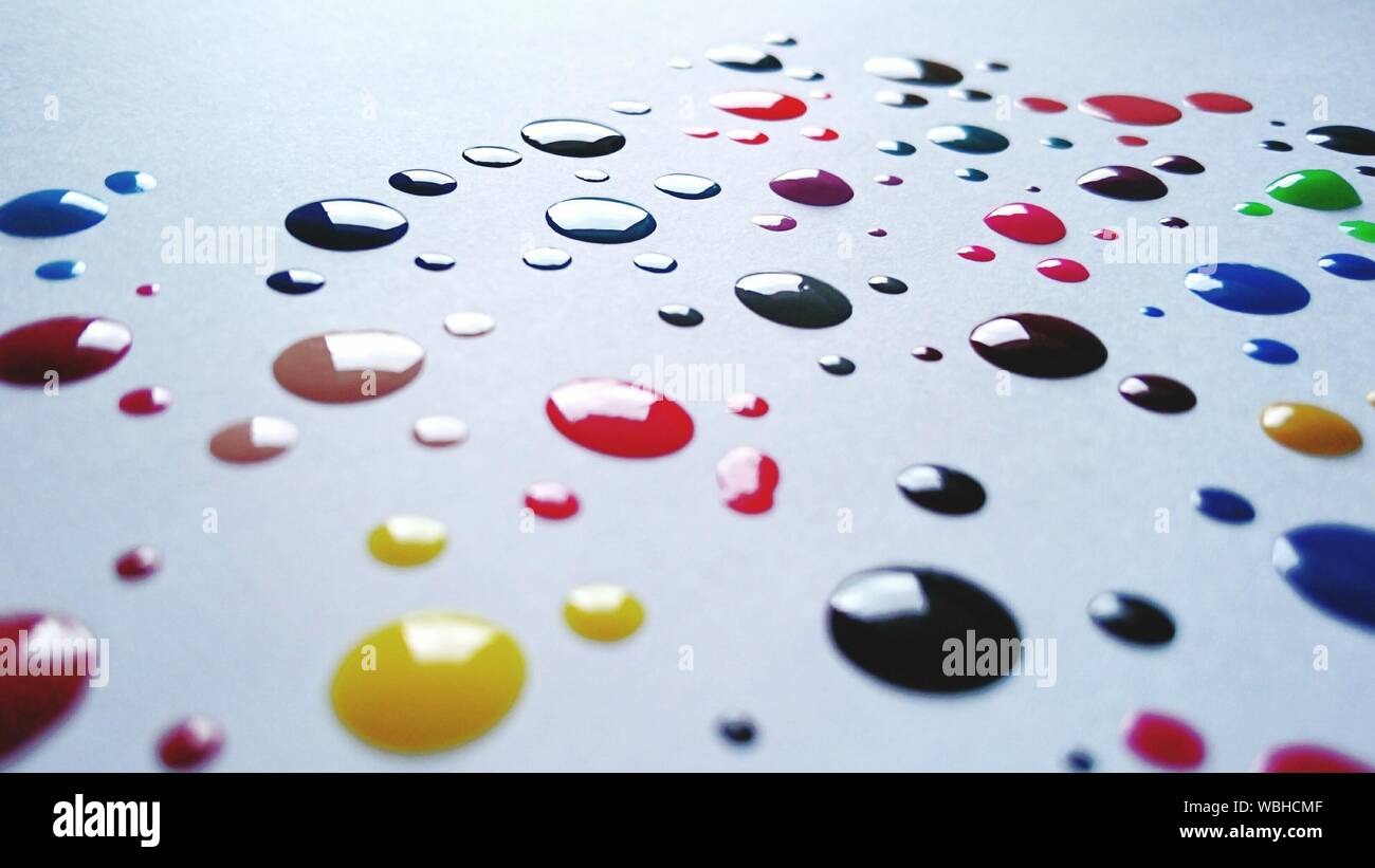Drops paint hi-res stock photography and images - Alamy