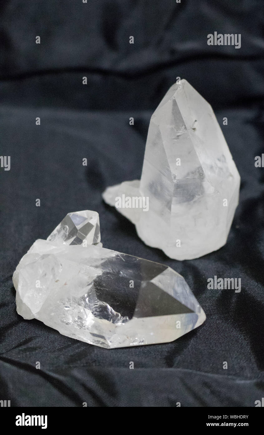 Crystal stone hi-res stock photography and images - Alamy