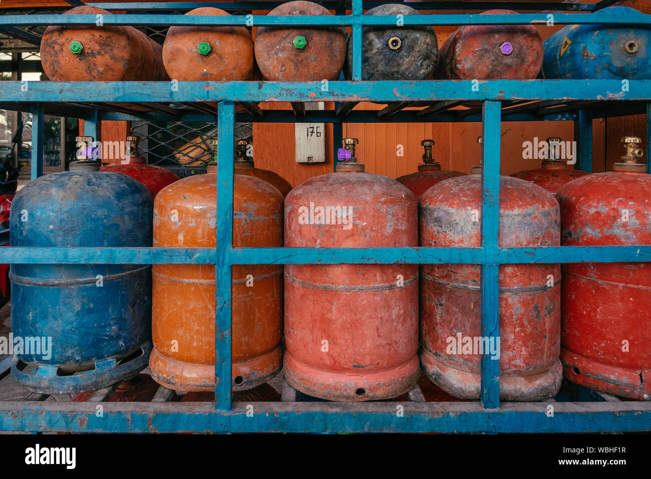 Gas cylinders transport hi-res stock photography and images - Alamy