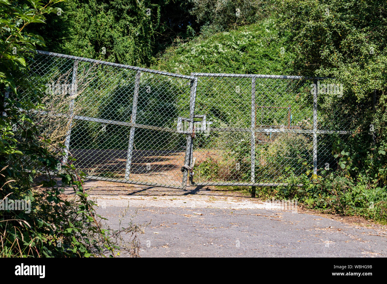 Padlocked Gates High Resolution Stock Photography and Images - Alamy