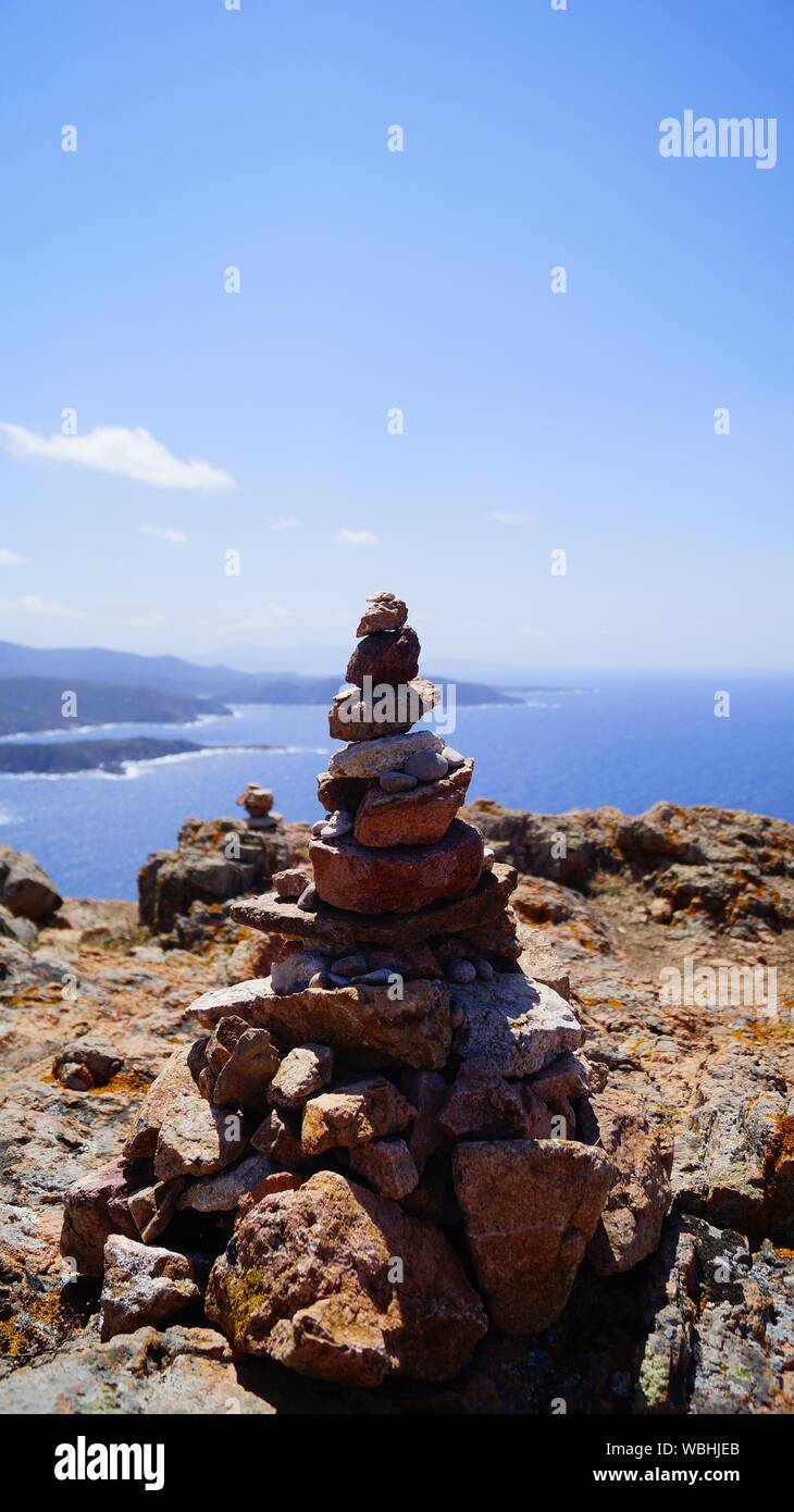 Stack cliff hi-res stock photography and images - Alamy