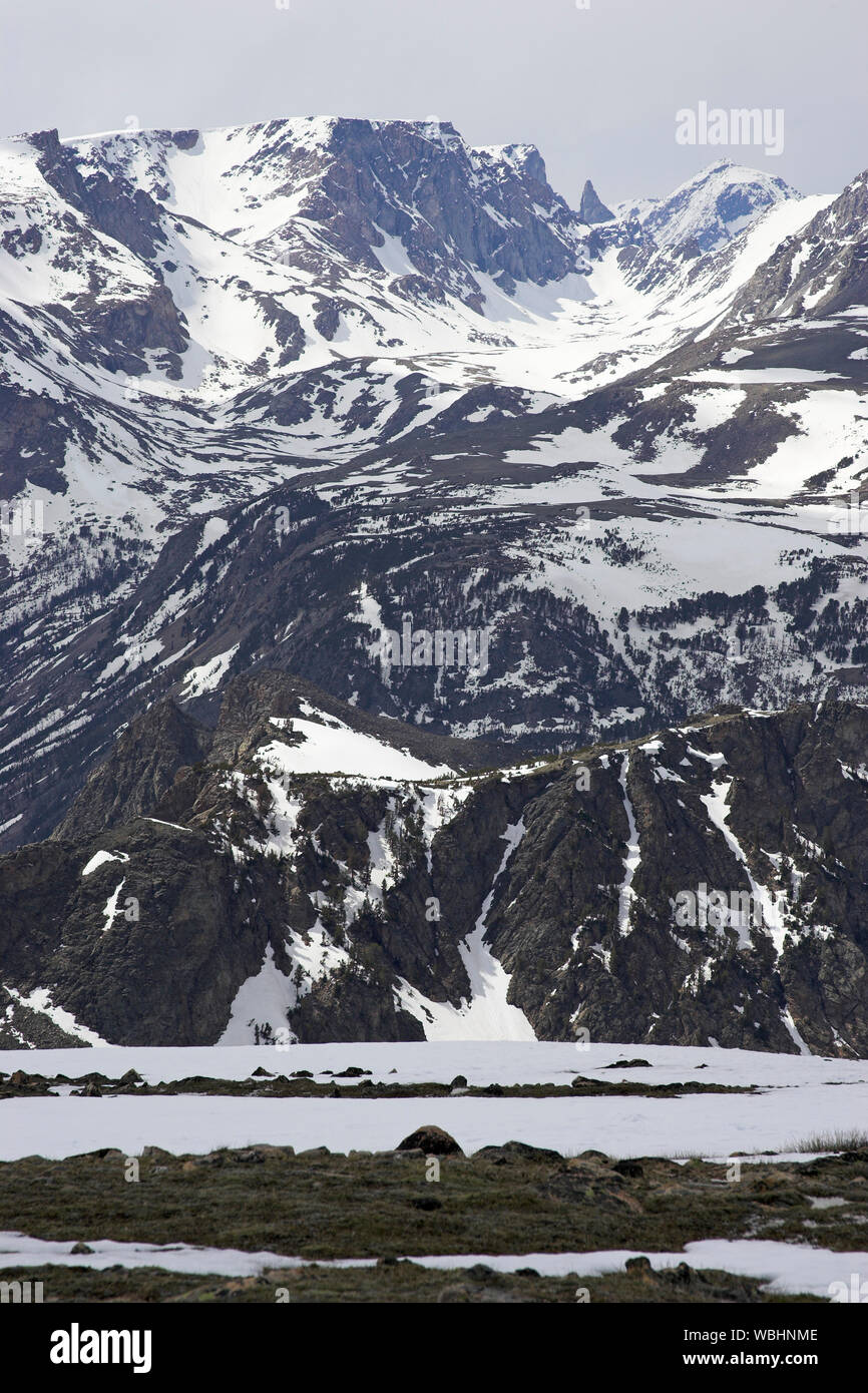 Beartooth peak hi-res stock photography and images - Alamy