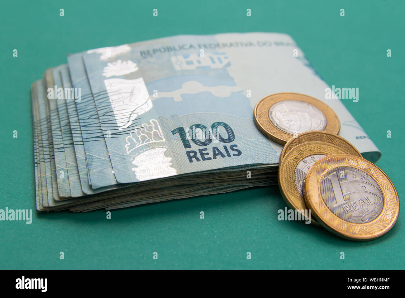 The brazilian currency hi-res stock photography and images - Alamy