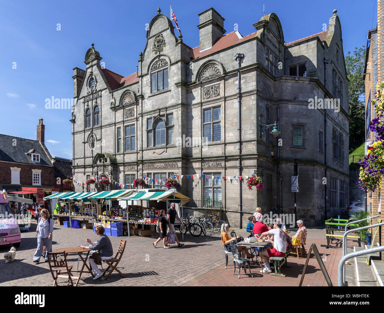 Oswestry market hi-res stock photography and images - Alamy