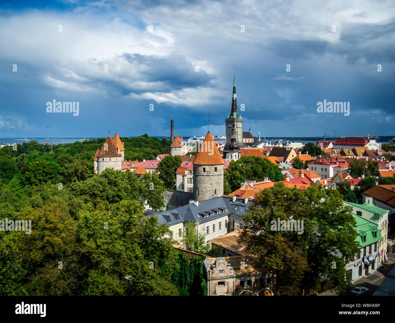 Panoramic skyline scenery of Tallinn Old Town from Piiskopi Viewing ...
