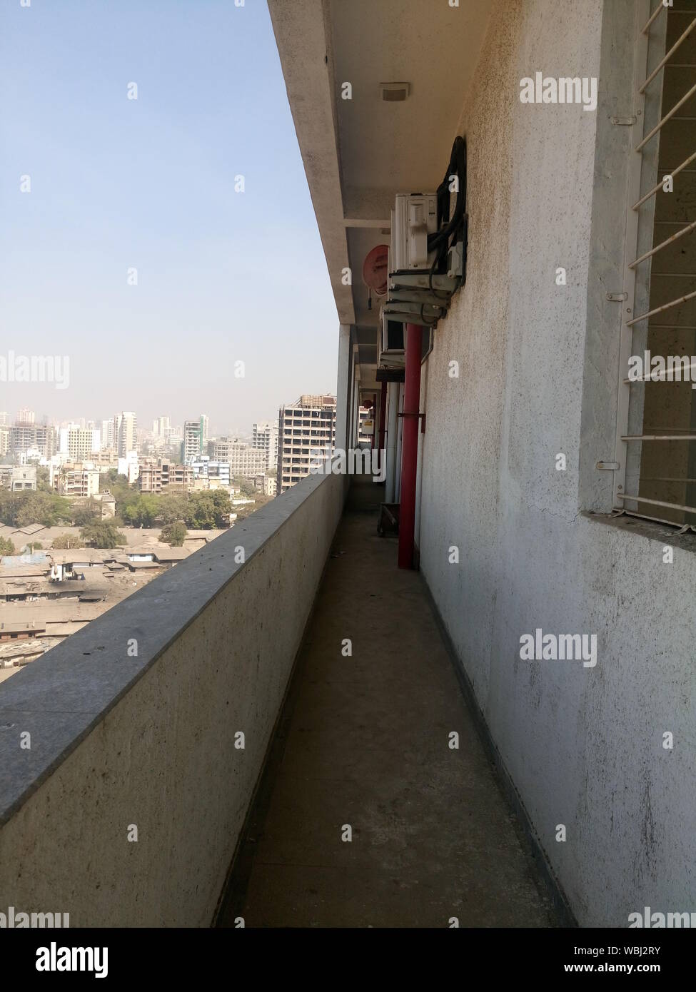 Balcony building hi-res stock photography and images - Alamy