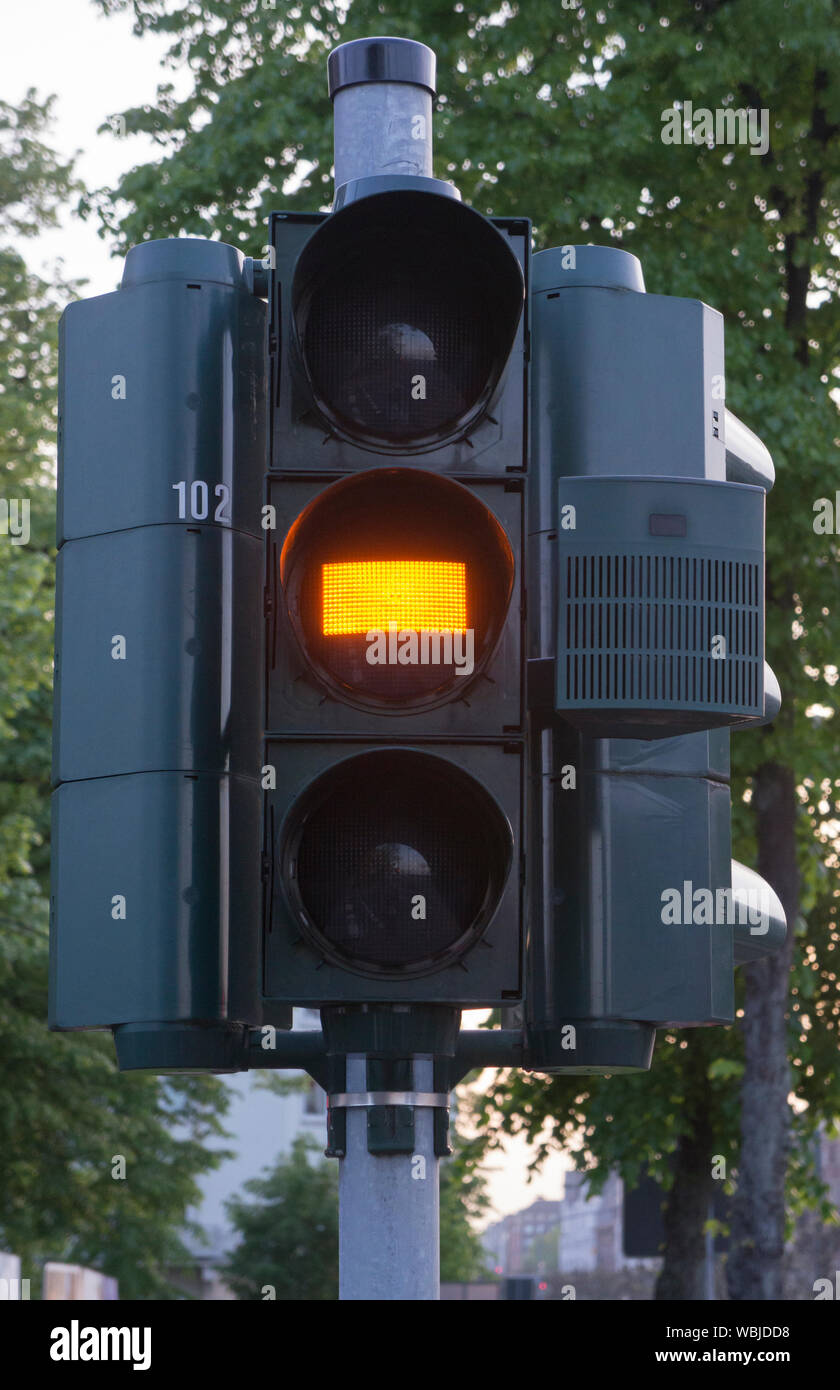 Stoplights hi-res stock photography and images - Alamy