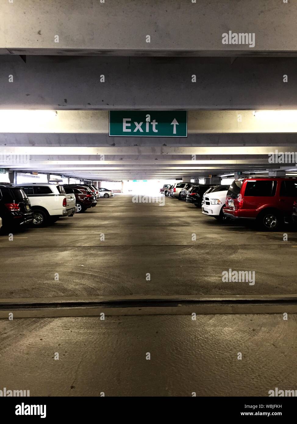 Car cars parking lot hi-res stock photography and images - Alamy