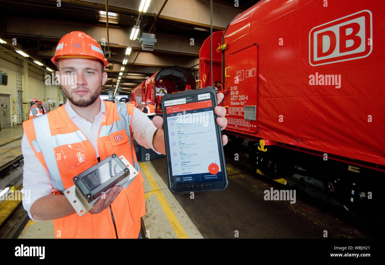 Seelze, Germany. 27th Aug, 2019. Gerrit Koch to Krax, Project Manager ...