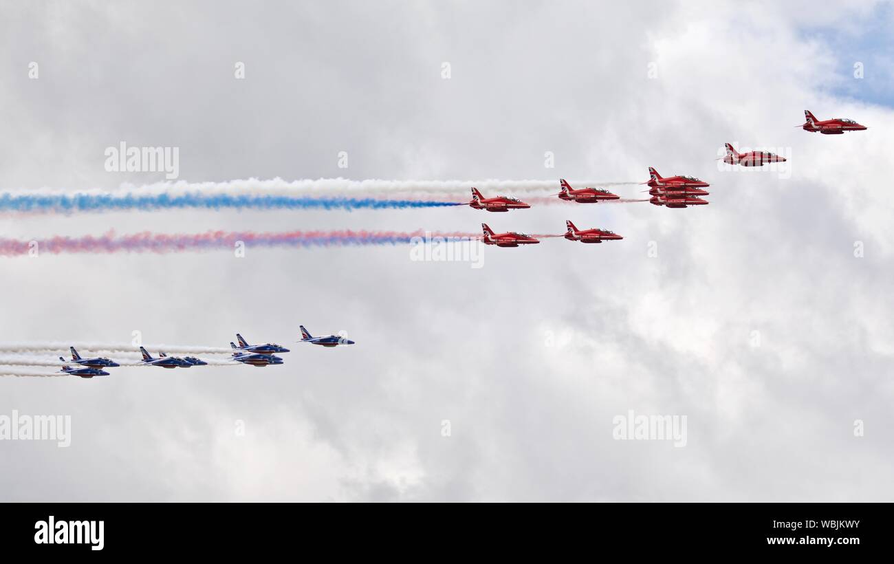 The Red Arrows and the Patrouille de France flying in Concorde ...