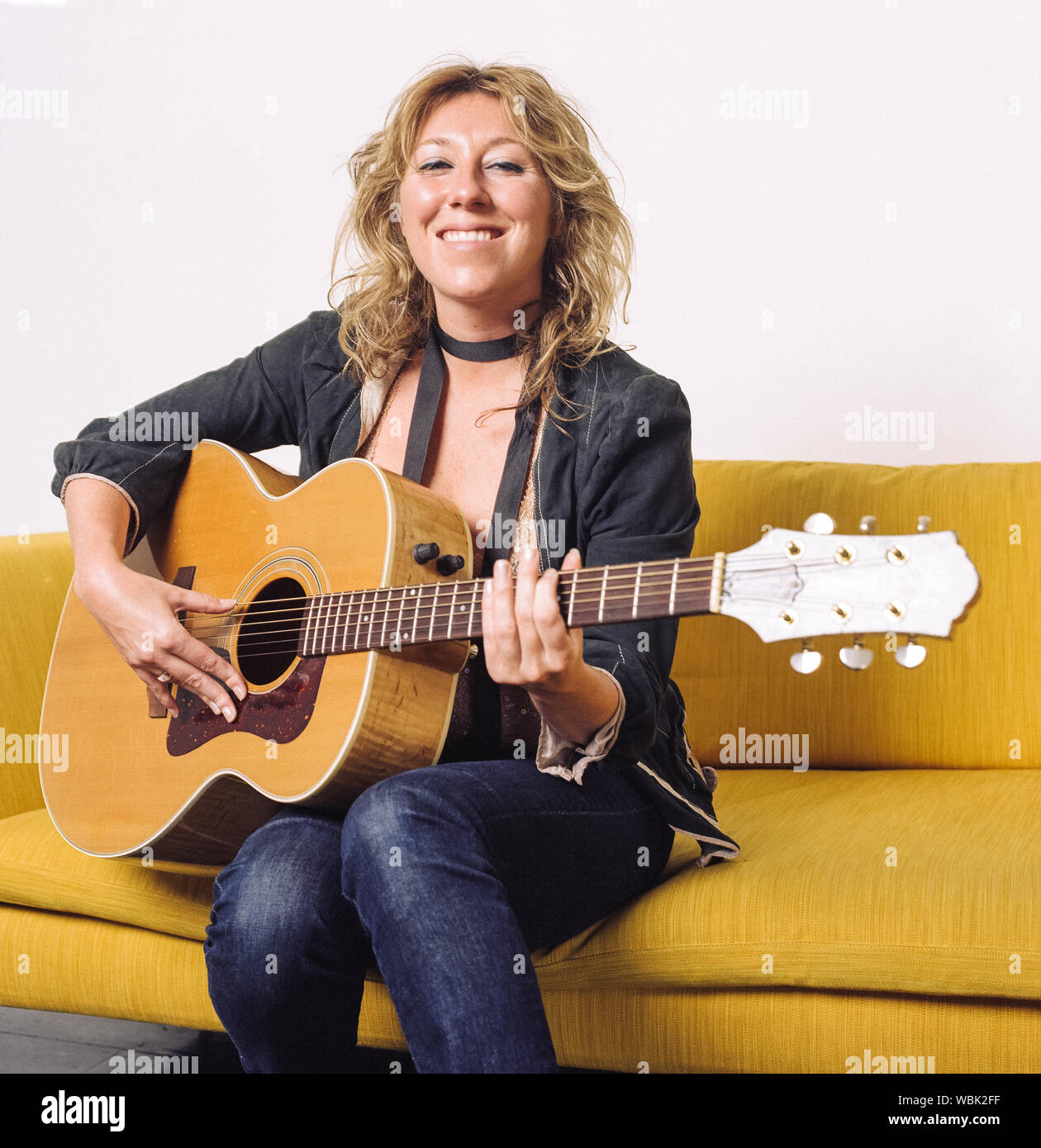 Martha Wainwright photographed on 17th May 2006. Primrose Hill, London ...