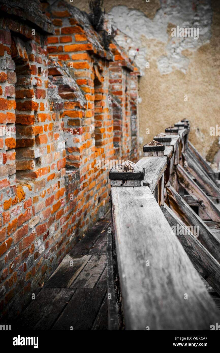 Brick footbridge hi-res stock photography and images - Alamy