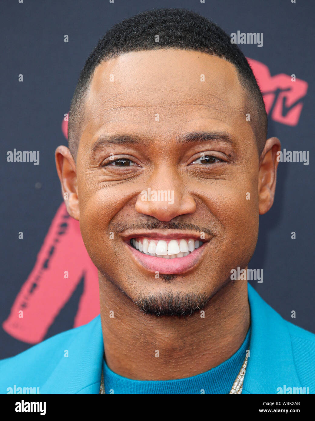 Video music awards terrence j hi-res stock photography and images - Alamy