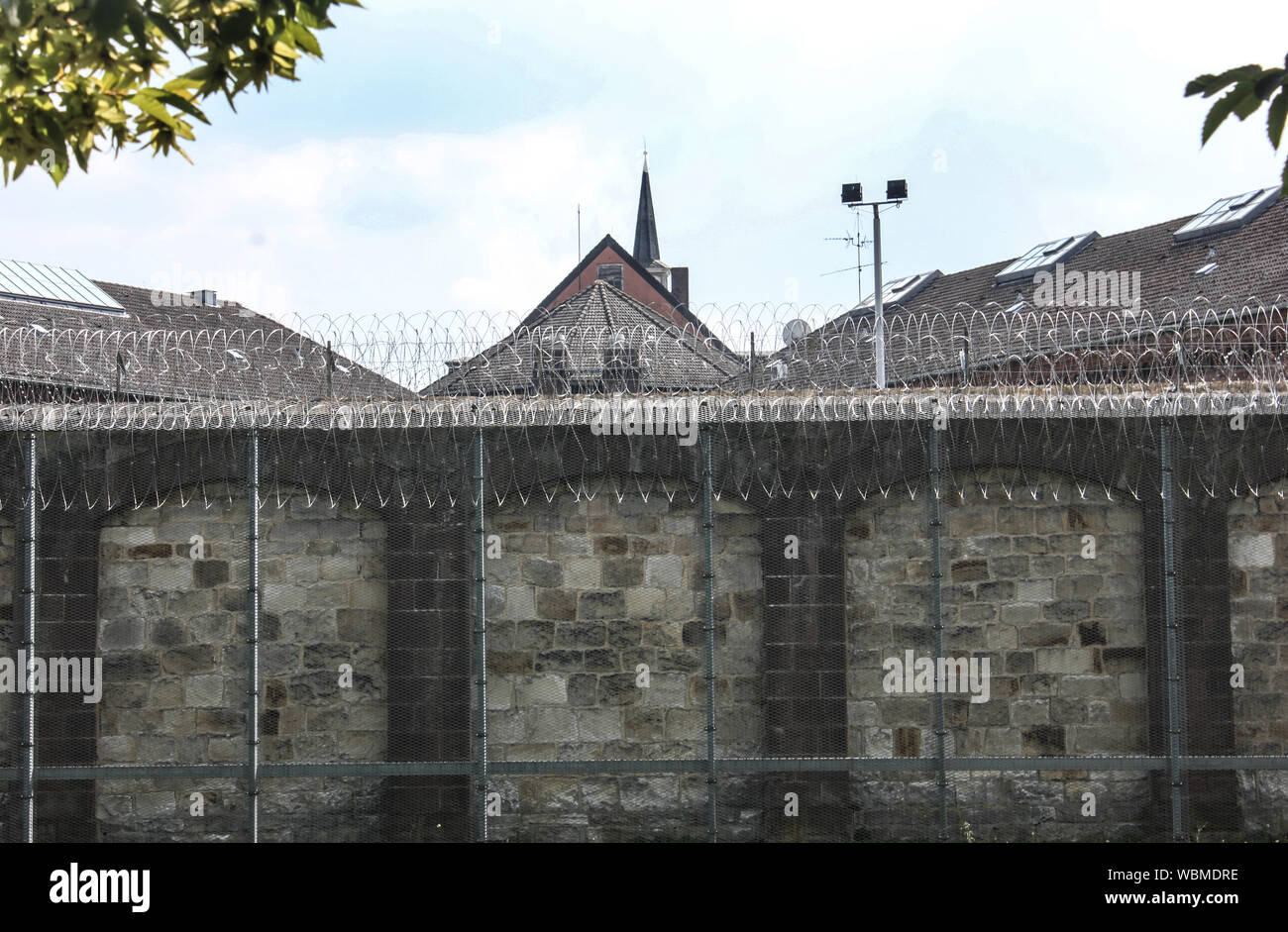 Outside prison hi-res stock photography and images - Alamy
