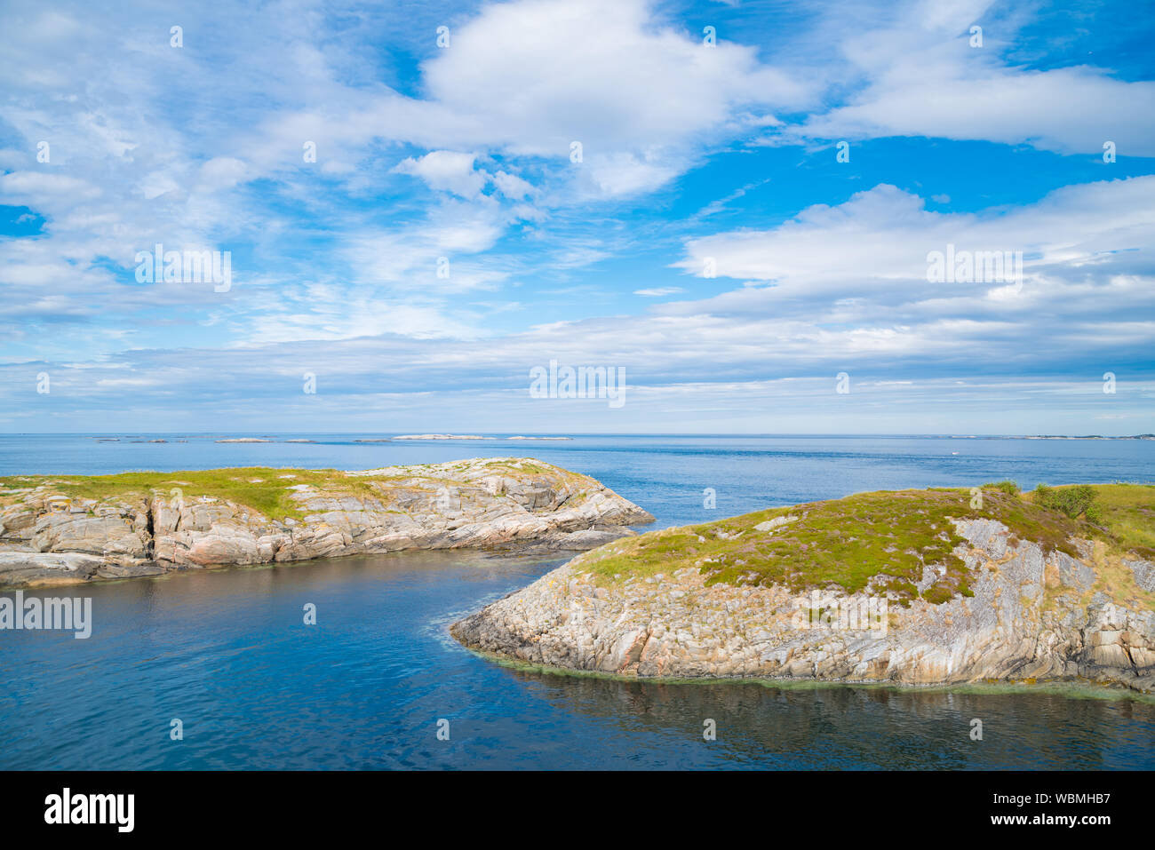 Norwegian atlantic coast hi-res stock photography and images - Alamy