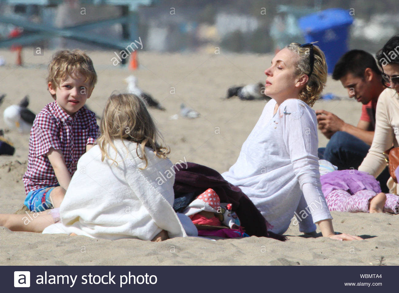 Martin Freeman The Office Stock Photos & Martin Freeman The Office ...