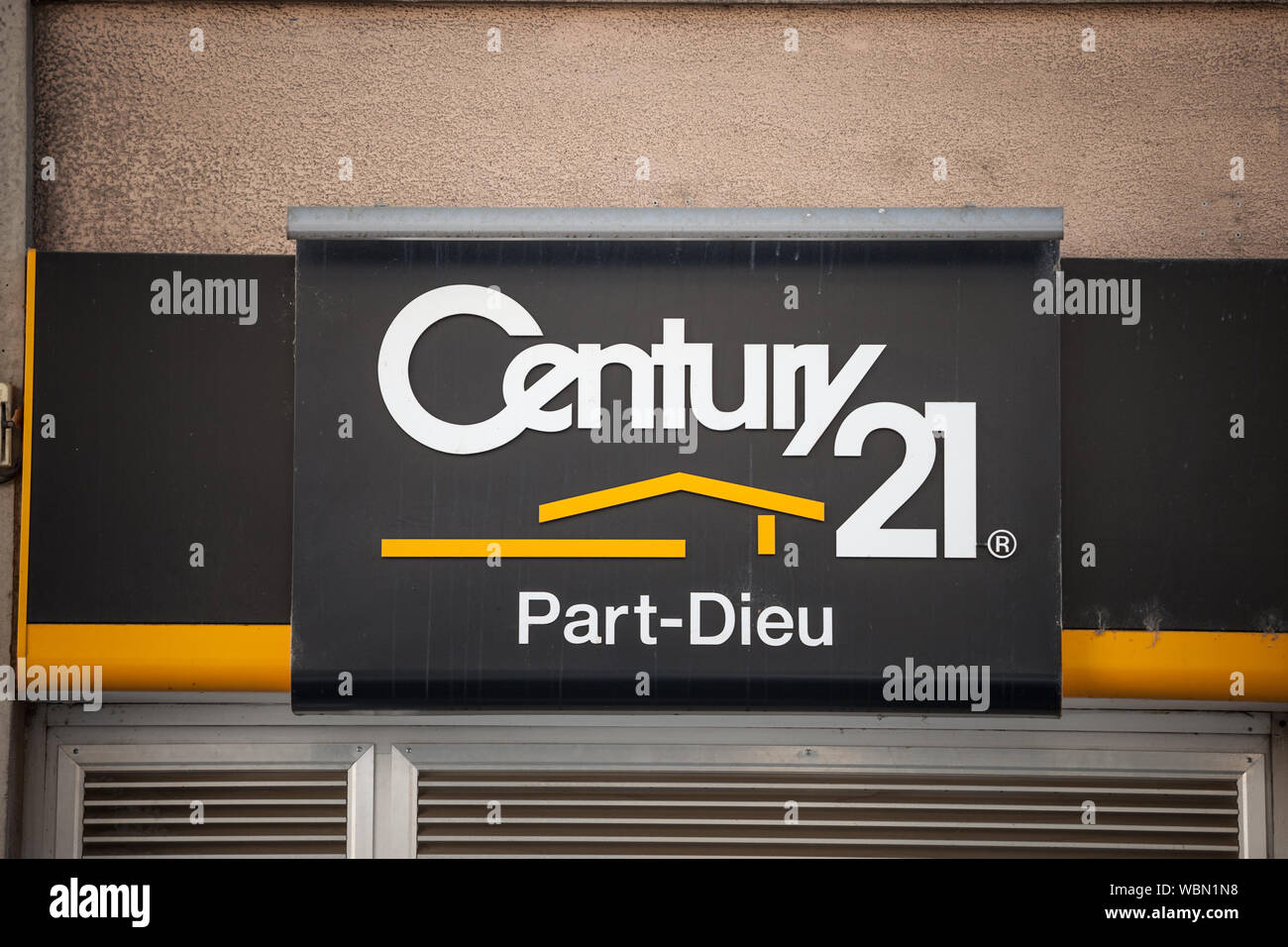 Century 21 Commercial Sign Interior